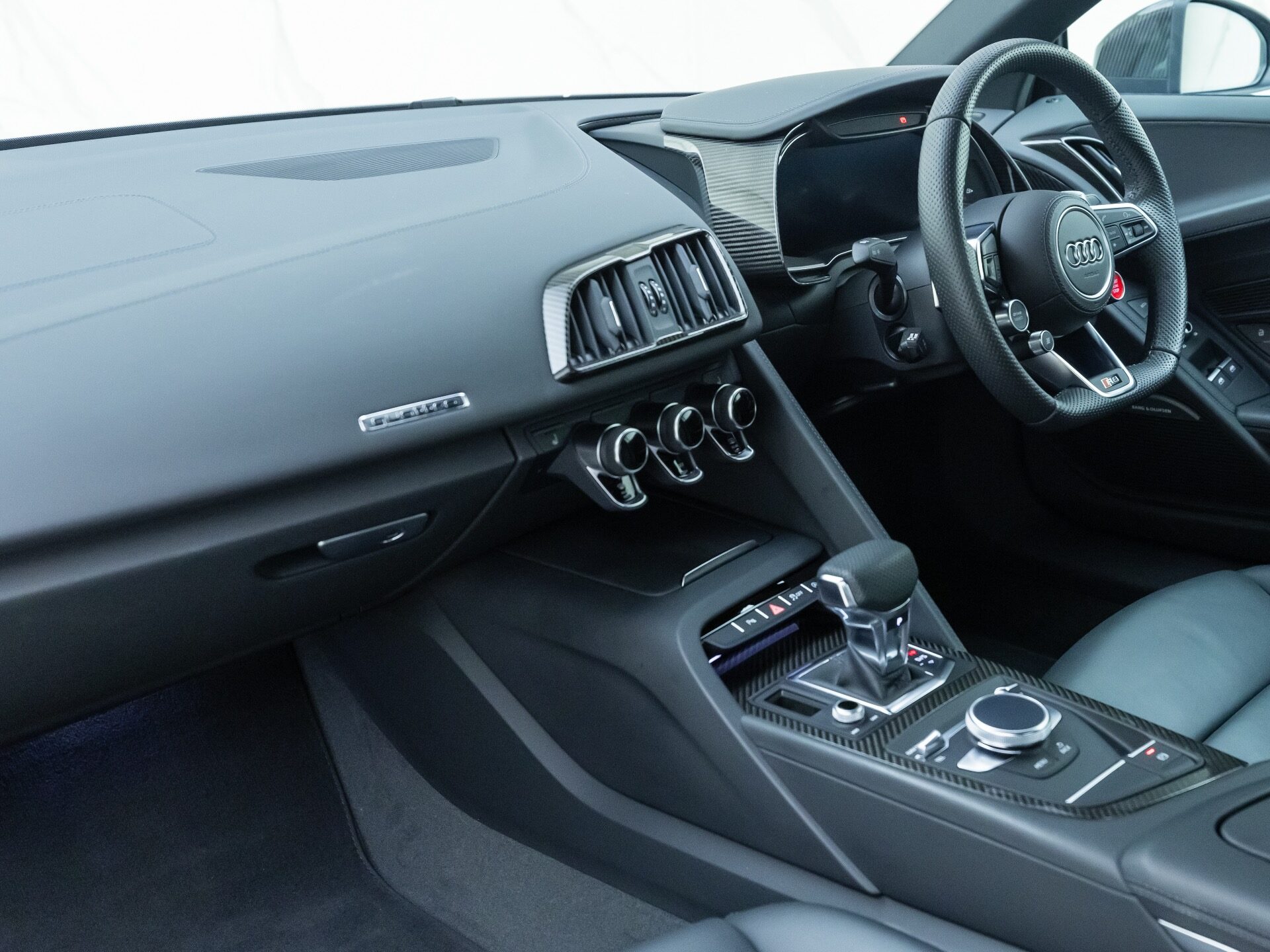 Used Audi R8 V10 PERFORMANCE CARBON BLACK for sale | Exclusive Velvet ...