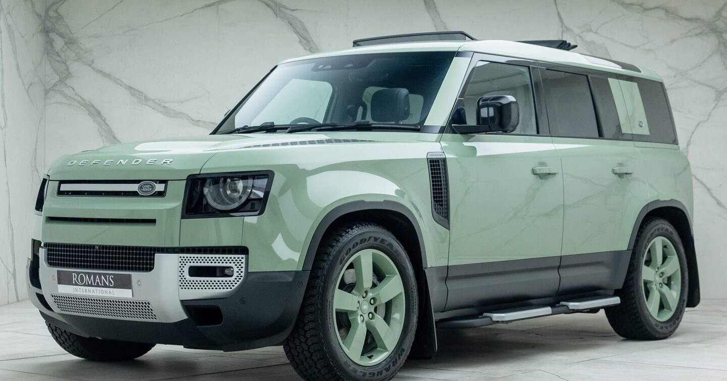 Used Land Rover Defender 110 D300 75TH LIMITED EDITION for sale ...