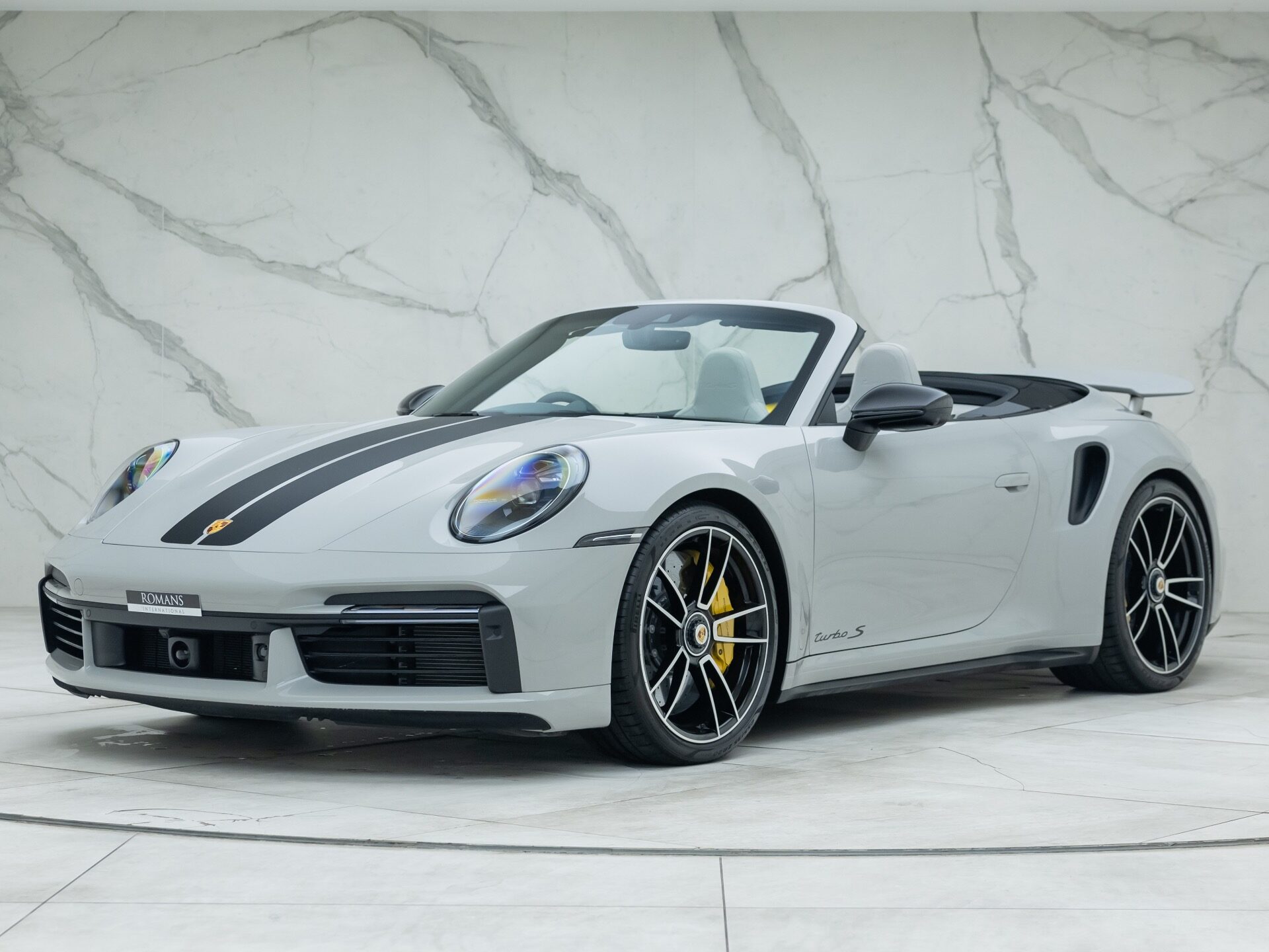 Used Porsche 911 Turbo S Cabriolet (992) for sale | Crayon