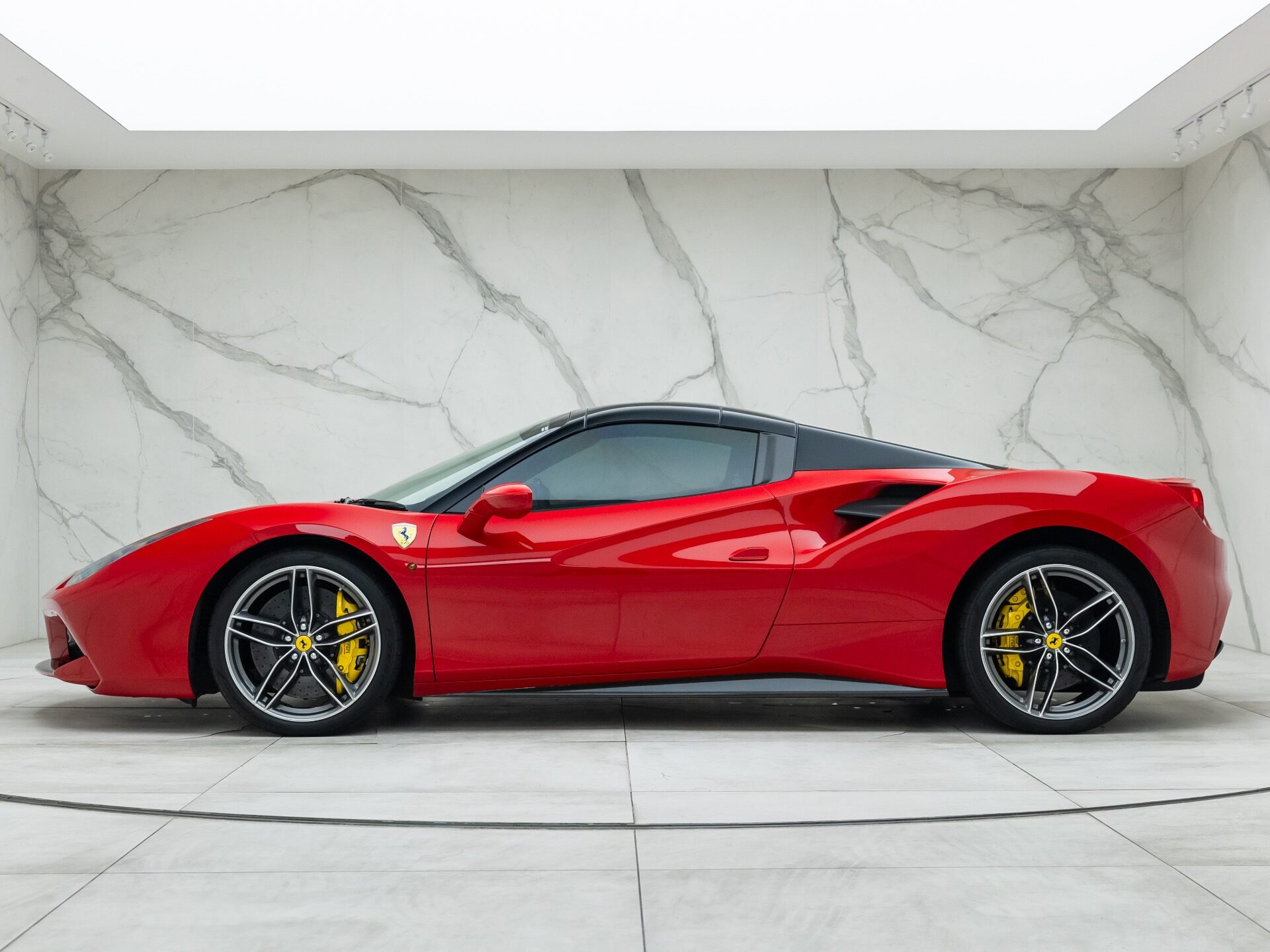 Used Ferrari 488 SPIDER for sale | Rosso Corsa Metallic