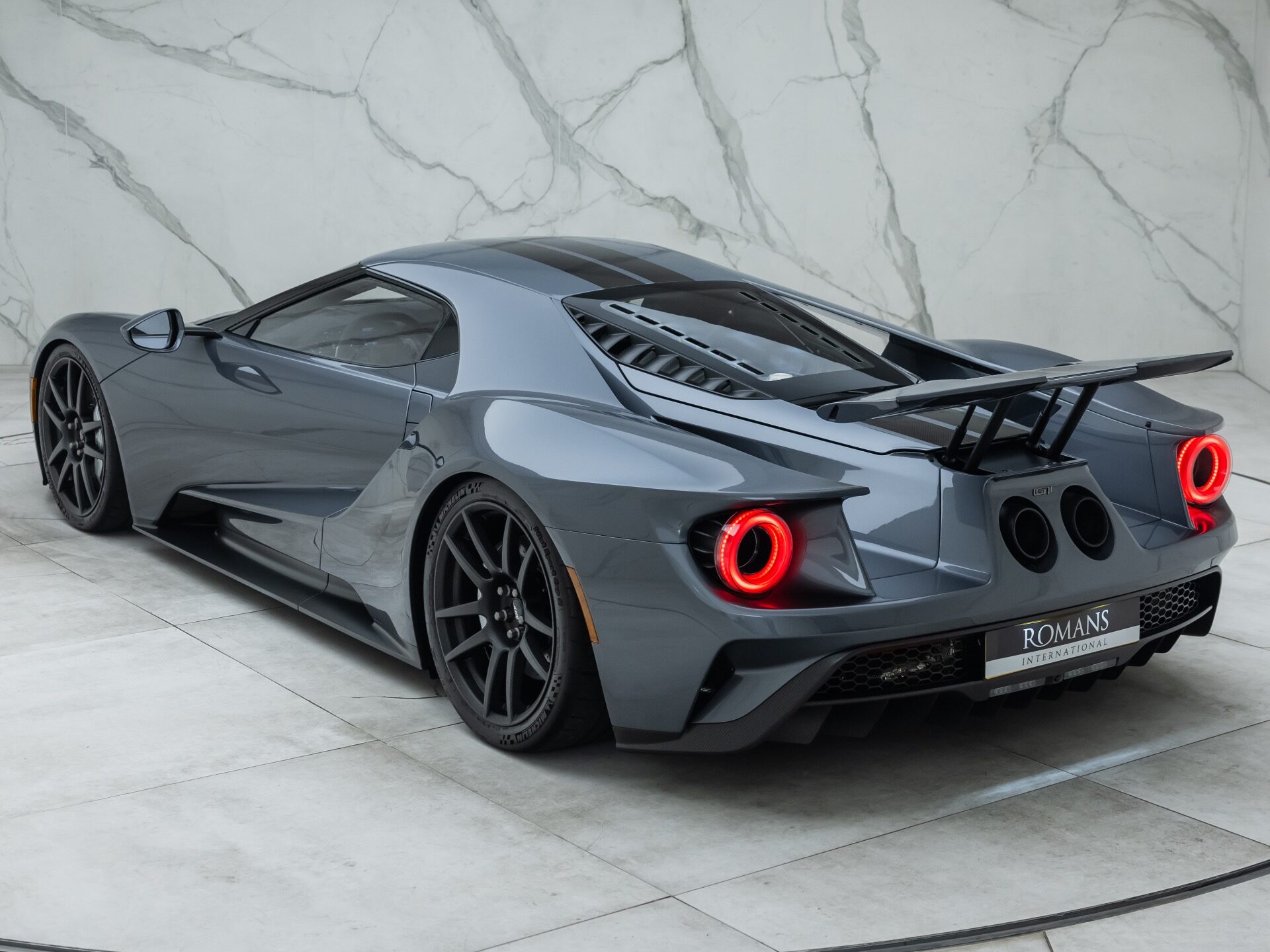 Used Ford GT Carbon Series for sale | Liquid Grey