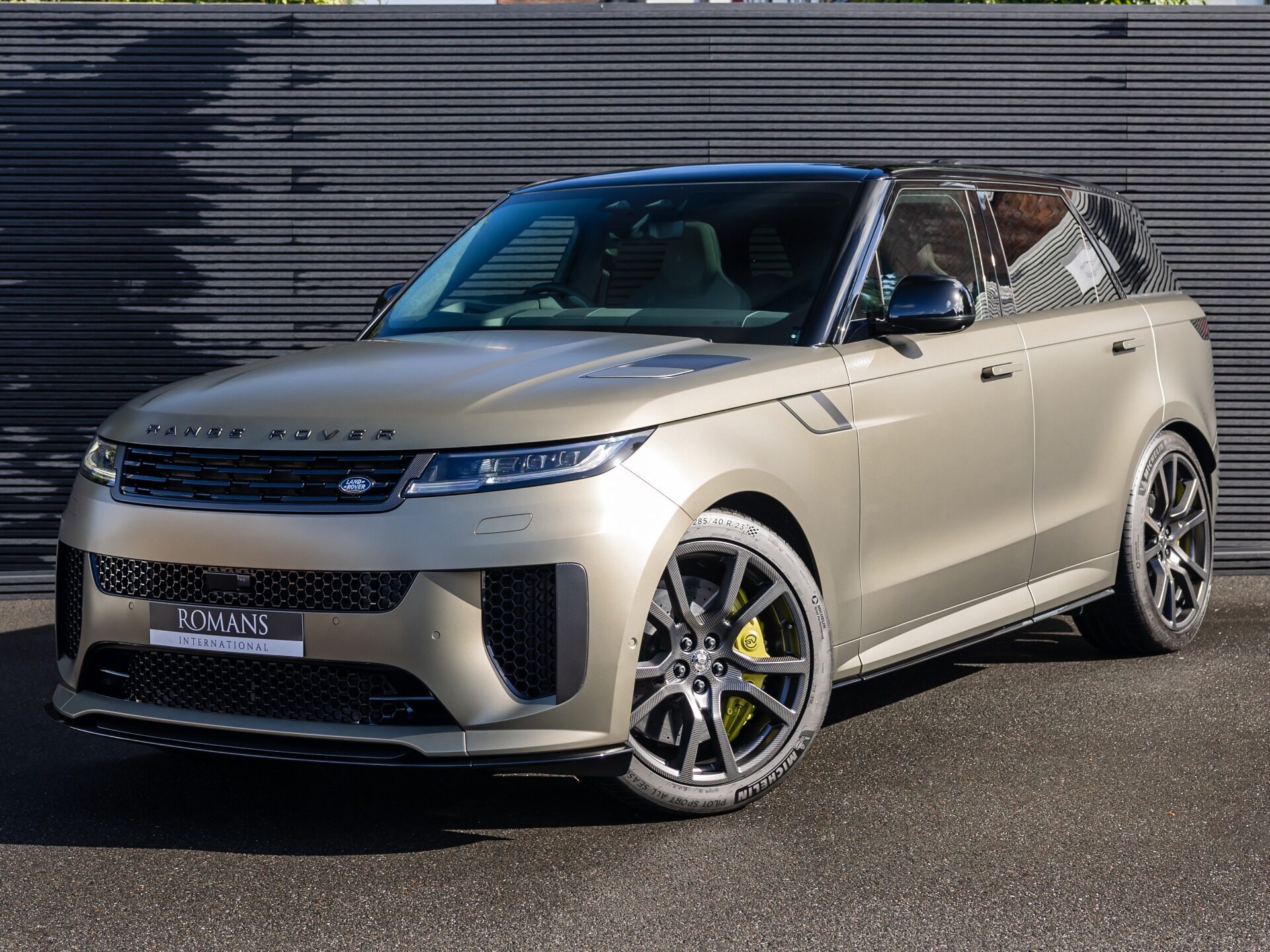 Used Land Rover Range Rover Sport P635 SV EDITION ONE CARBON BRONZE for ...