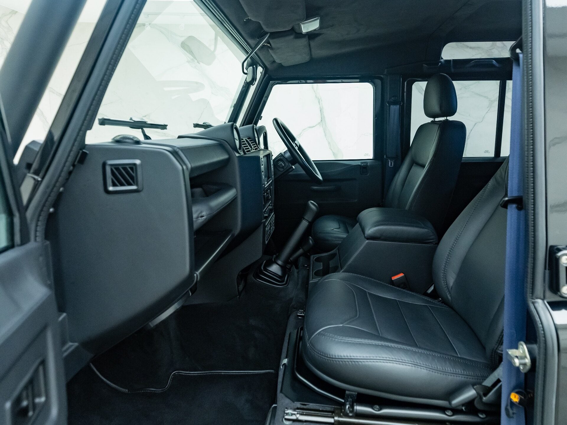 Used Land Rover Defender 110 XS Classic SIIA Twisted for sale ...