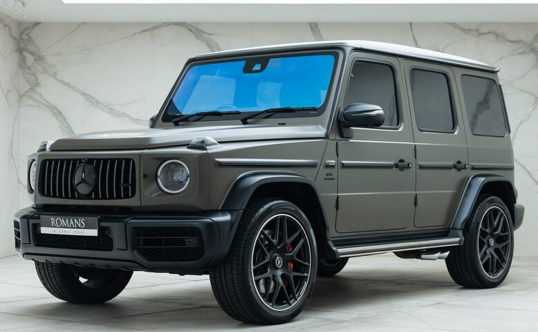 Used Land Rover Defender 90 XS for sale | Firenze Red