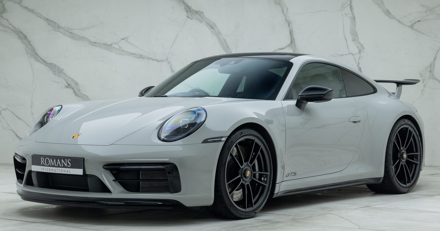 Used Porsche 911 Carrera 4 GTS (992) for sale | Crayon
