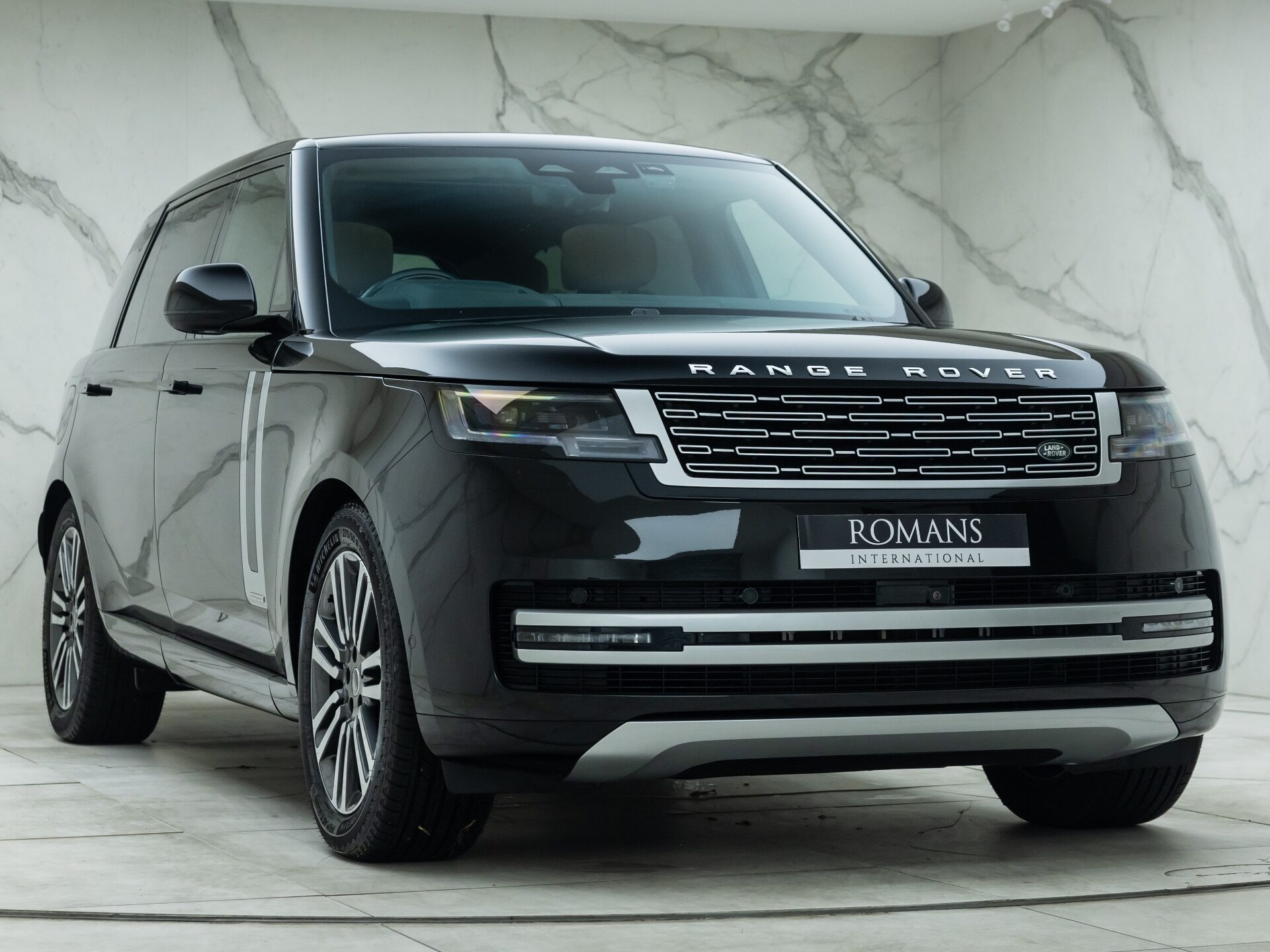 Used Land Rover Range Rover D350 AUTOBIOGRAPHY LWB 7 Seater for sale ...