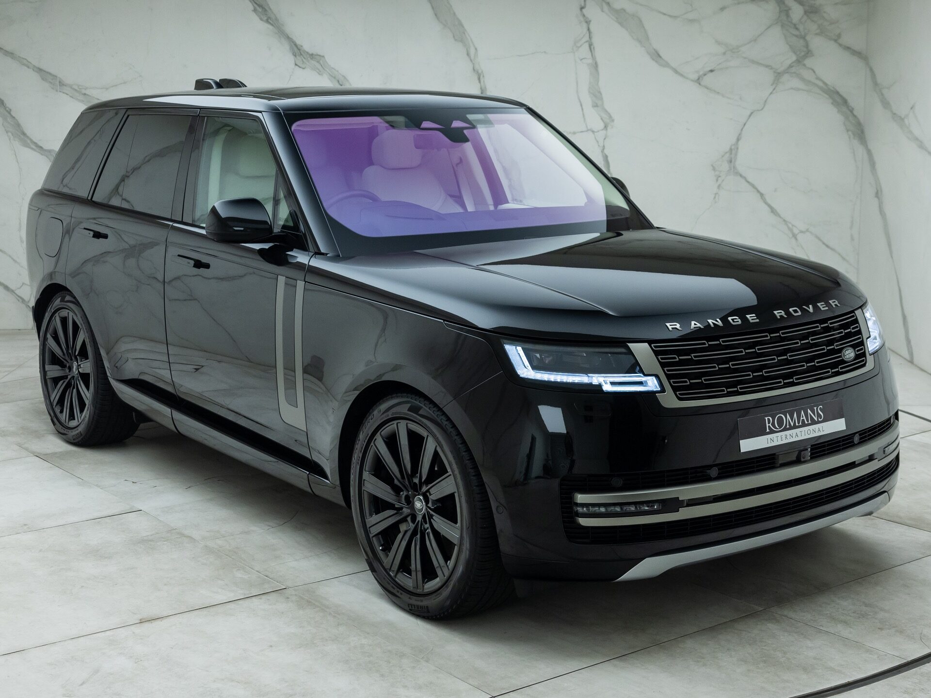 Used Land Rover Range Rover D350 SE for sale | Santorini Black