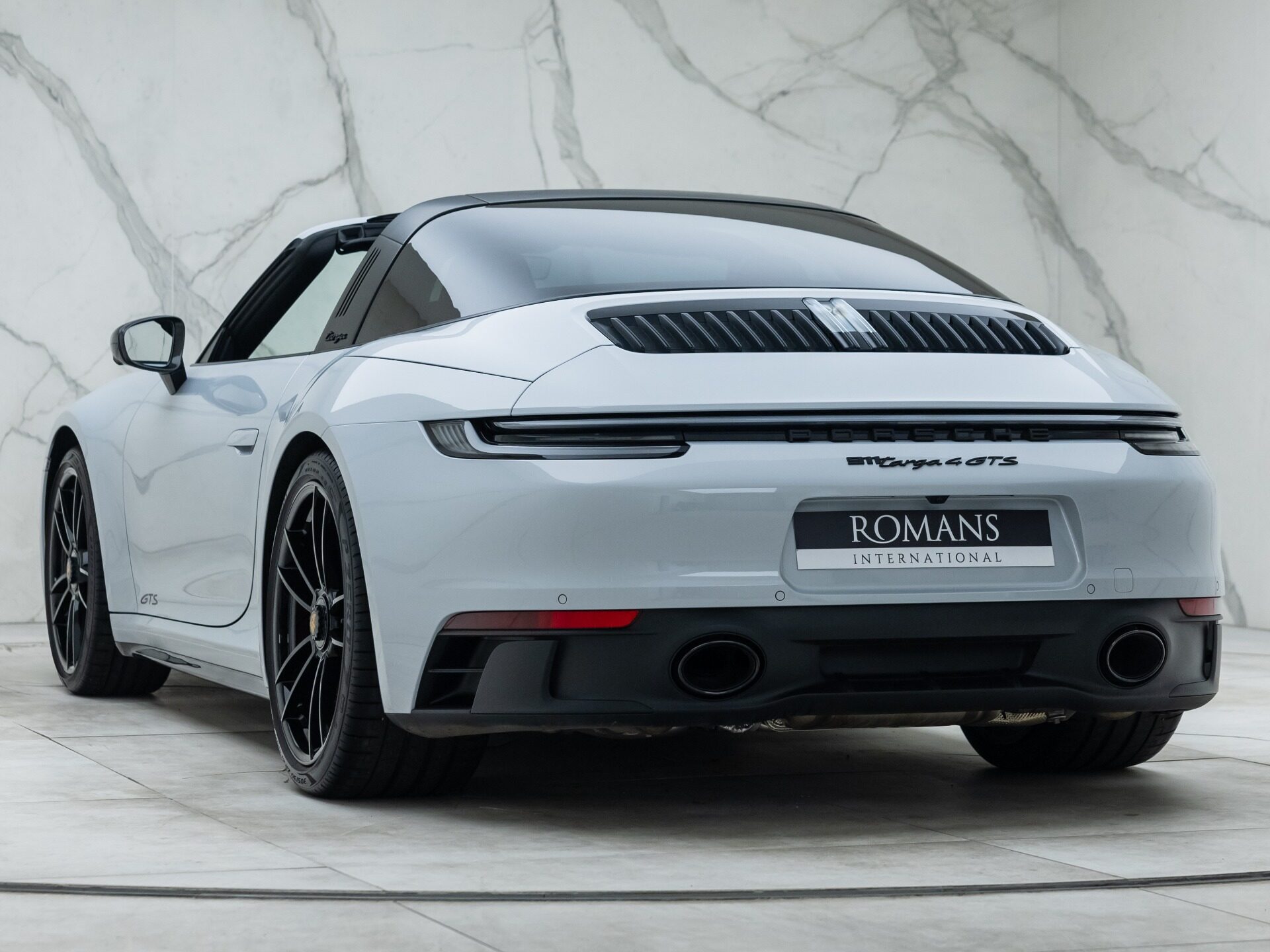 Used Porsche 911 Targa 4 GTS (992) for sale | Ice Grey Metallic