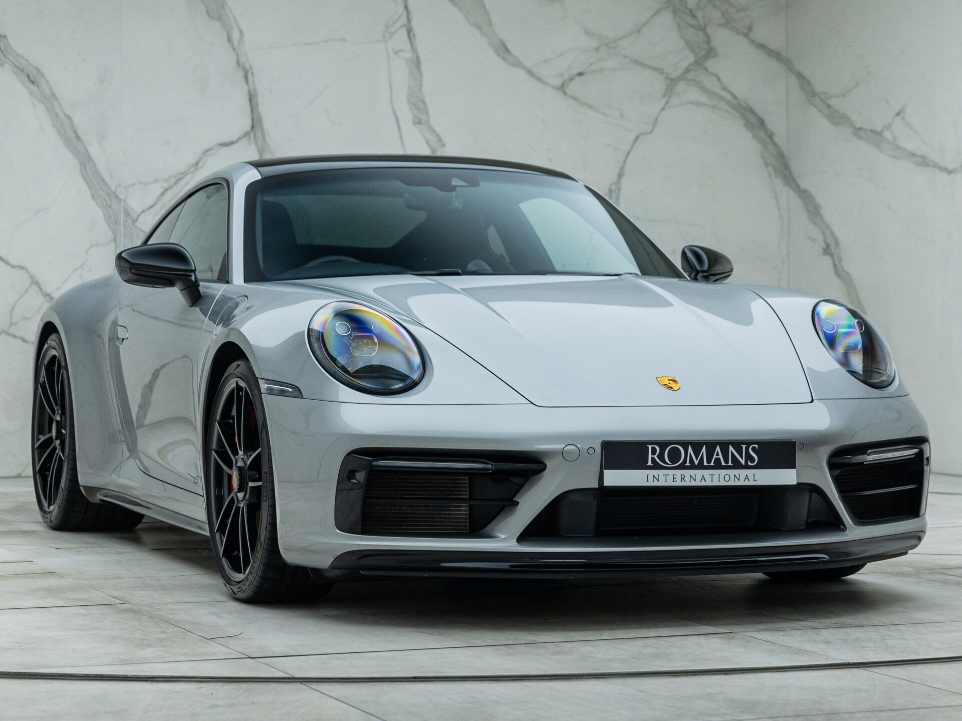 Used Porsche 911 Carrera GTS (992) for sale | GT Silver