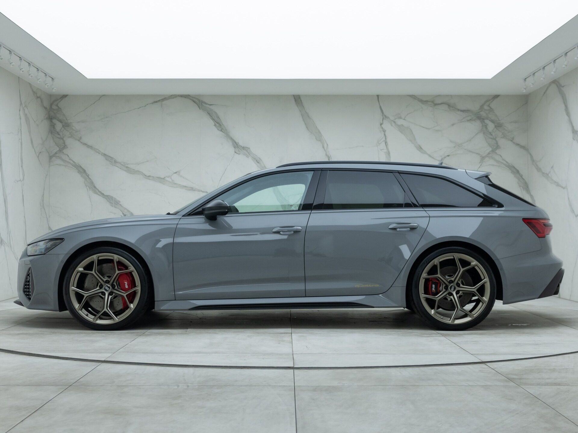 Used Audi RS6 AVANT PERFORMANCE CARBON VORSPRUNG for sale | Nardo Grey
