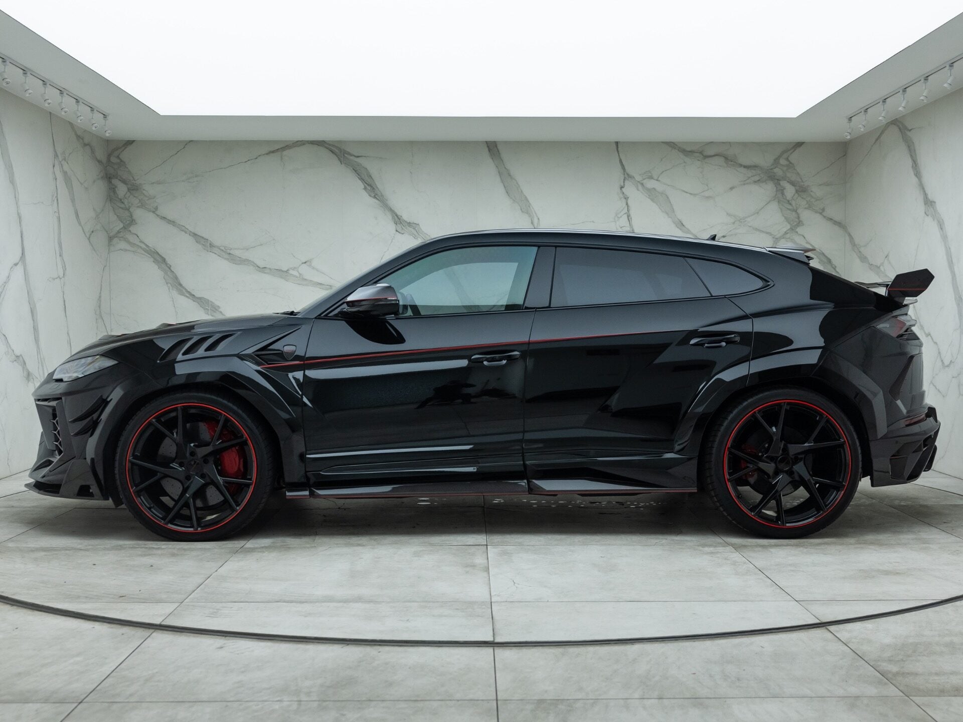 Used Lamborghini Urus Mansory for sale | Nero Helene