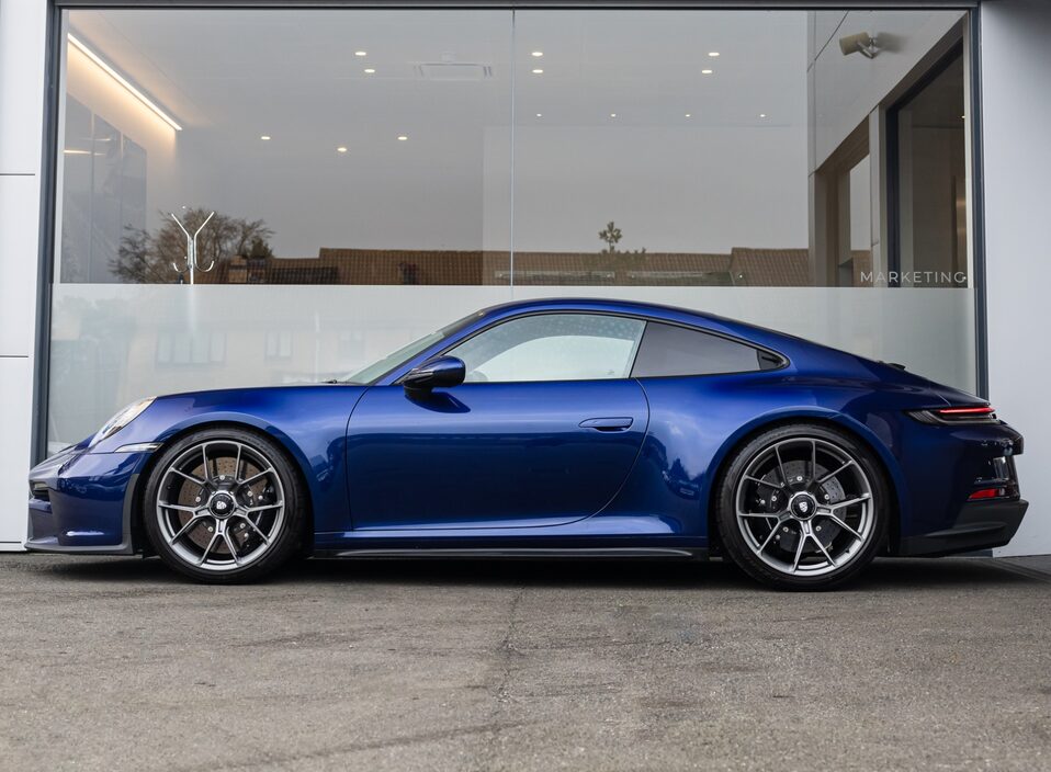 Used Porsche 911 GT3 TOURING (992) for sale | Gentian Blue Metallic