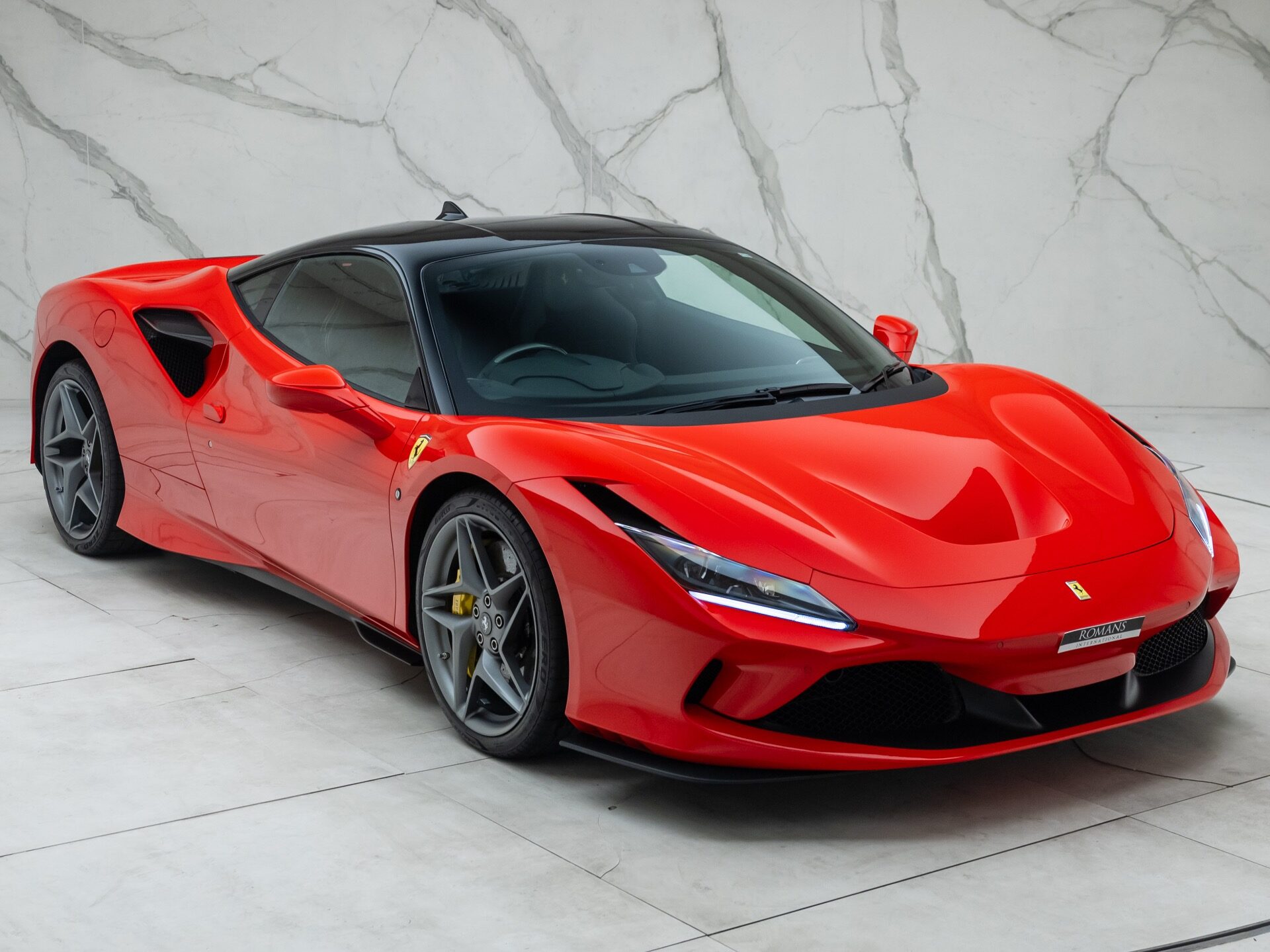 Used Ferrari F8 Tributo for sale | Rosso Scuderia