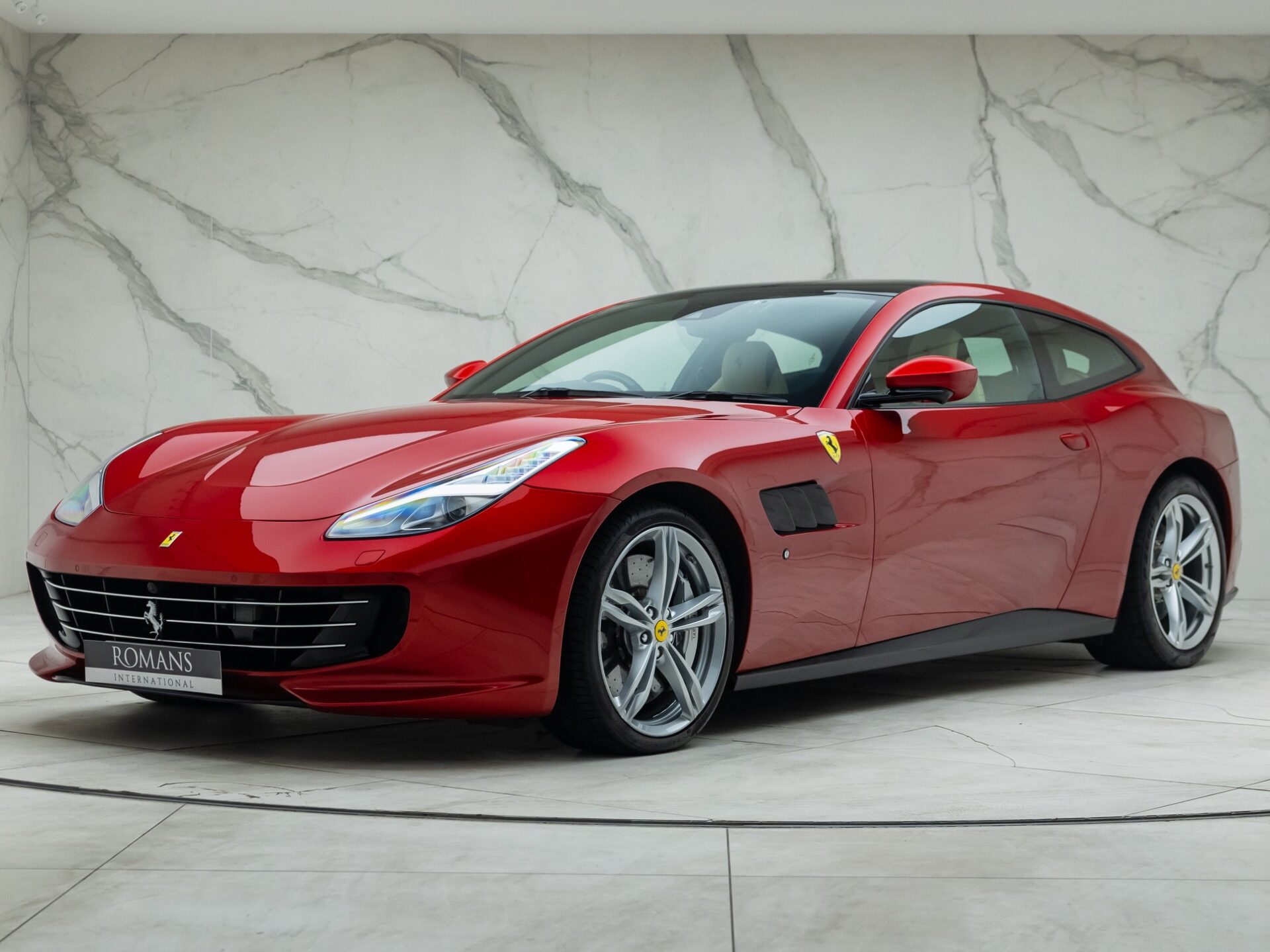 Used Ferrari GTC4 Lusso V12 for sale | Rosso Fuoco
