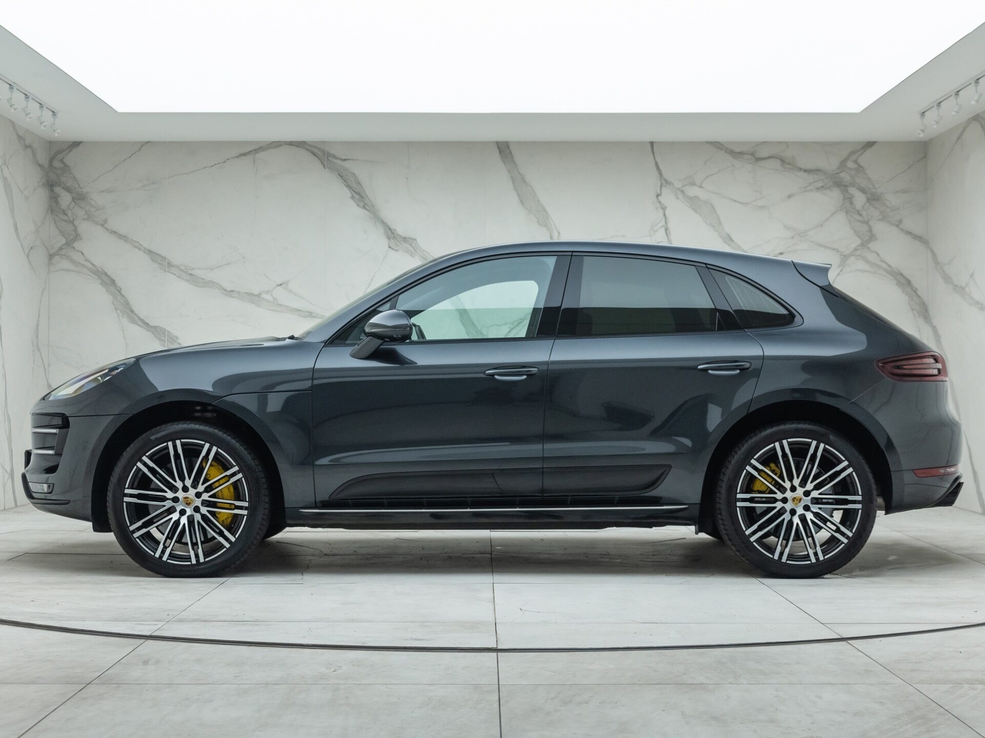 Used Porsche Macan TURBO for sale | Volcano Grey Metallic