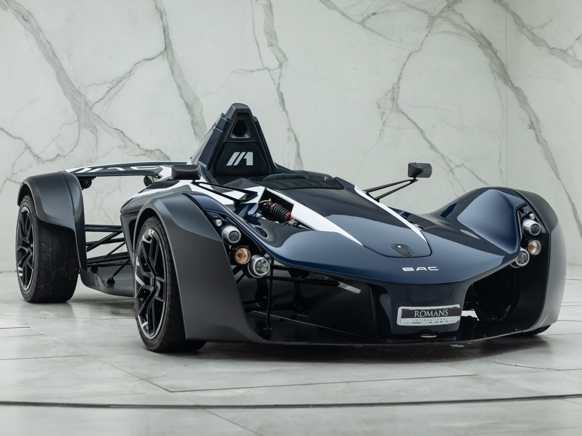 Used Bac Mono for sale | Blue Tinted Carbon & Pearlescent White