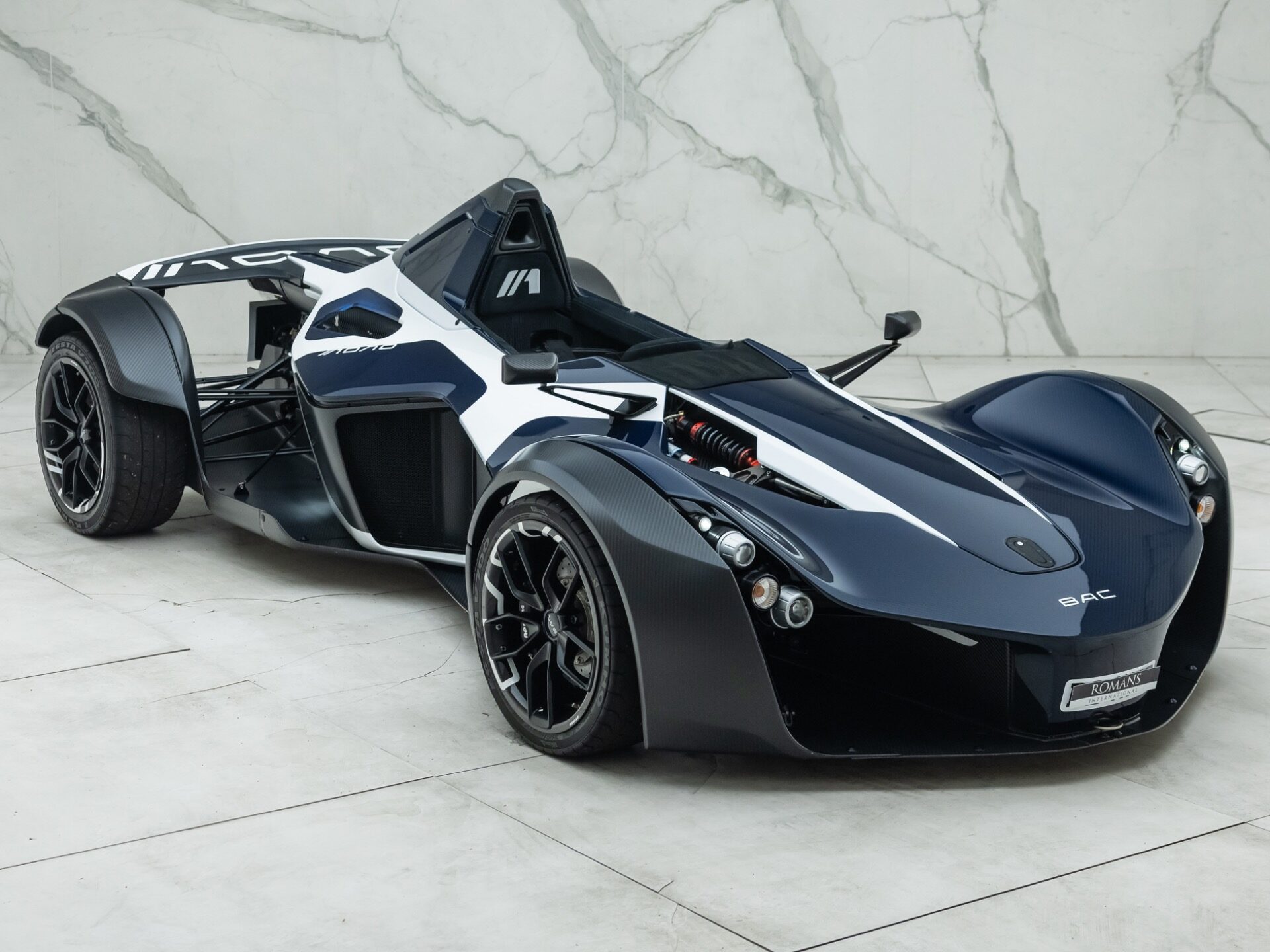 Used Bac Mono for sale | Blue Tinted Carbon & Pearlescent White