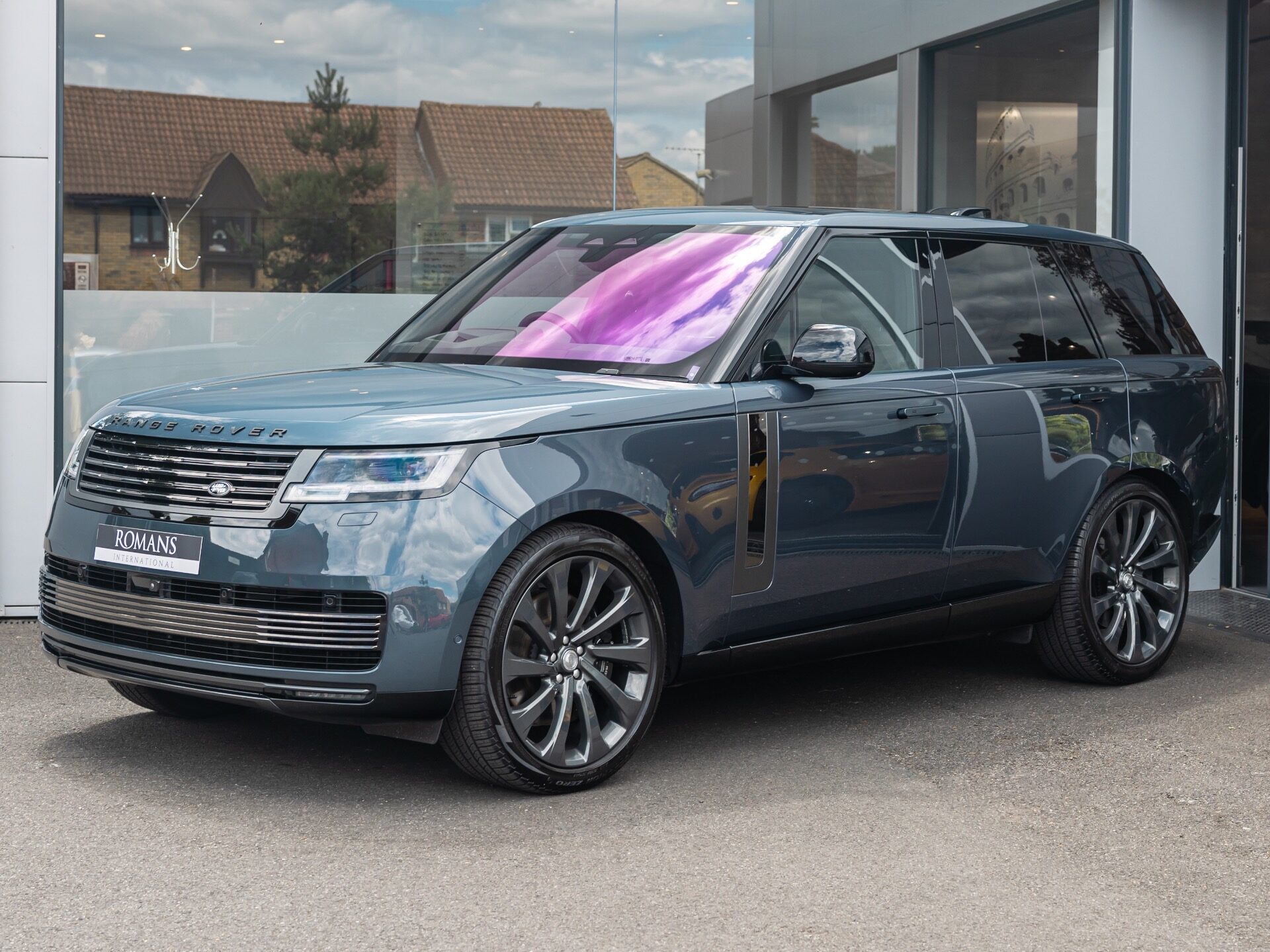 Used Land Rover Range Rover P530 SV for sale | Varesine Blue Metallic