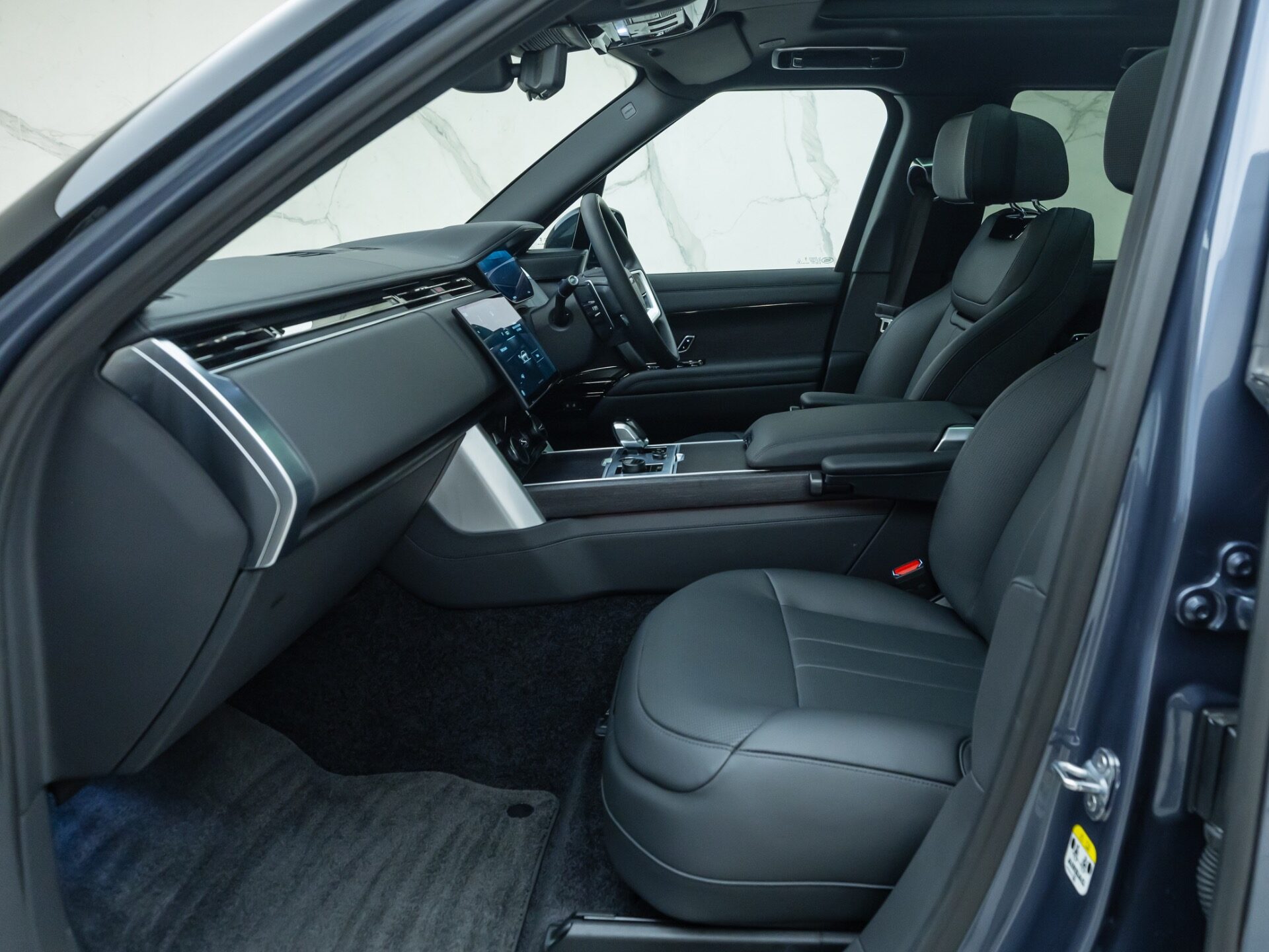 Used Land Rover Range Rover P530 SV for sale | Varesine Blue Metallic