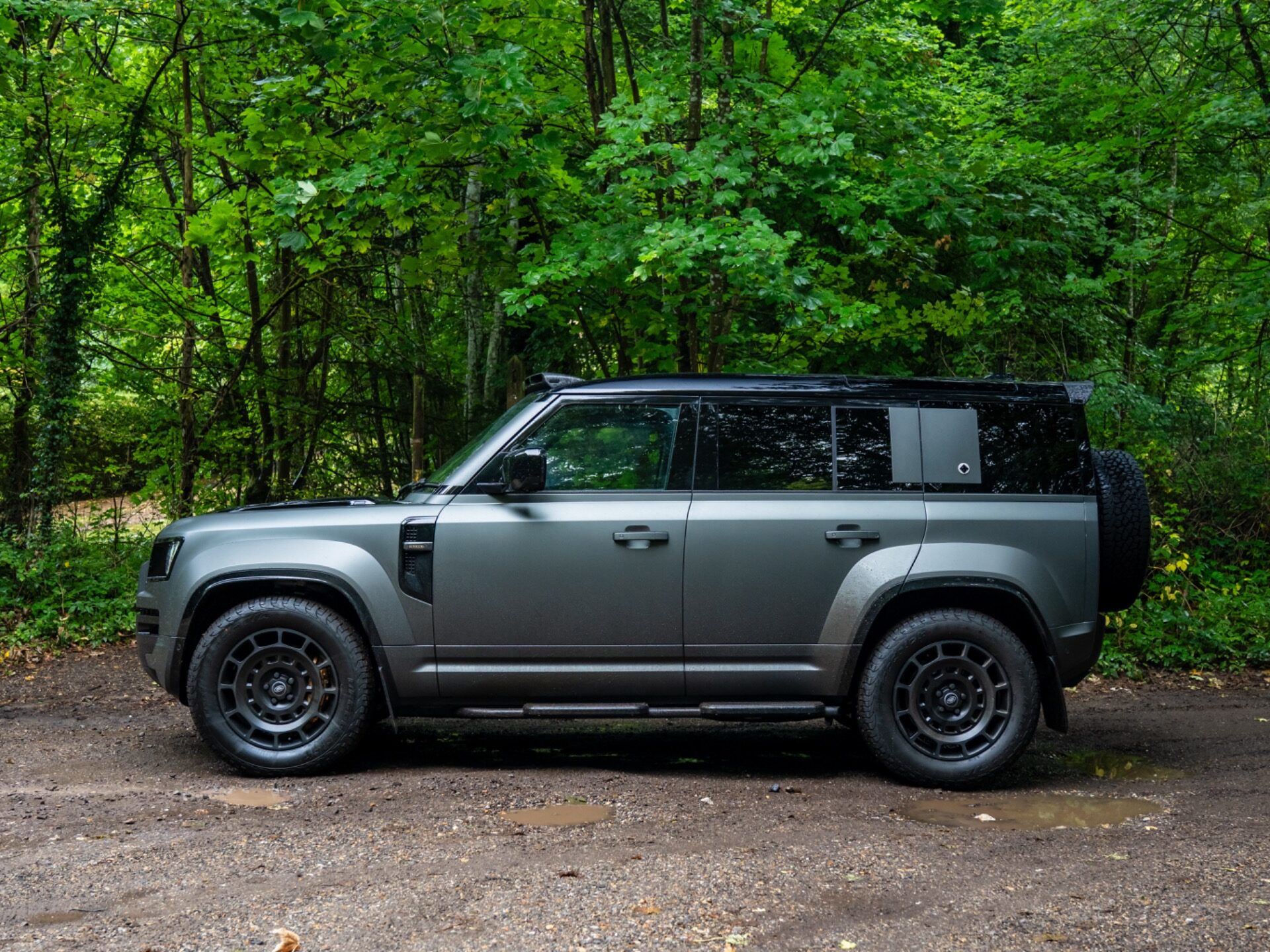 Used Land Rover Defender 110 OCTA EDITION ONE for sale | Faroe Green ...