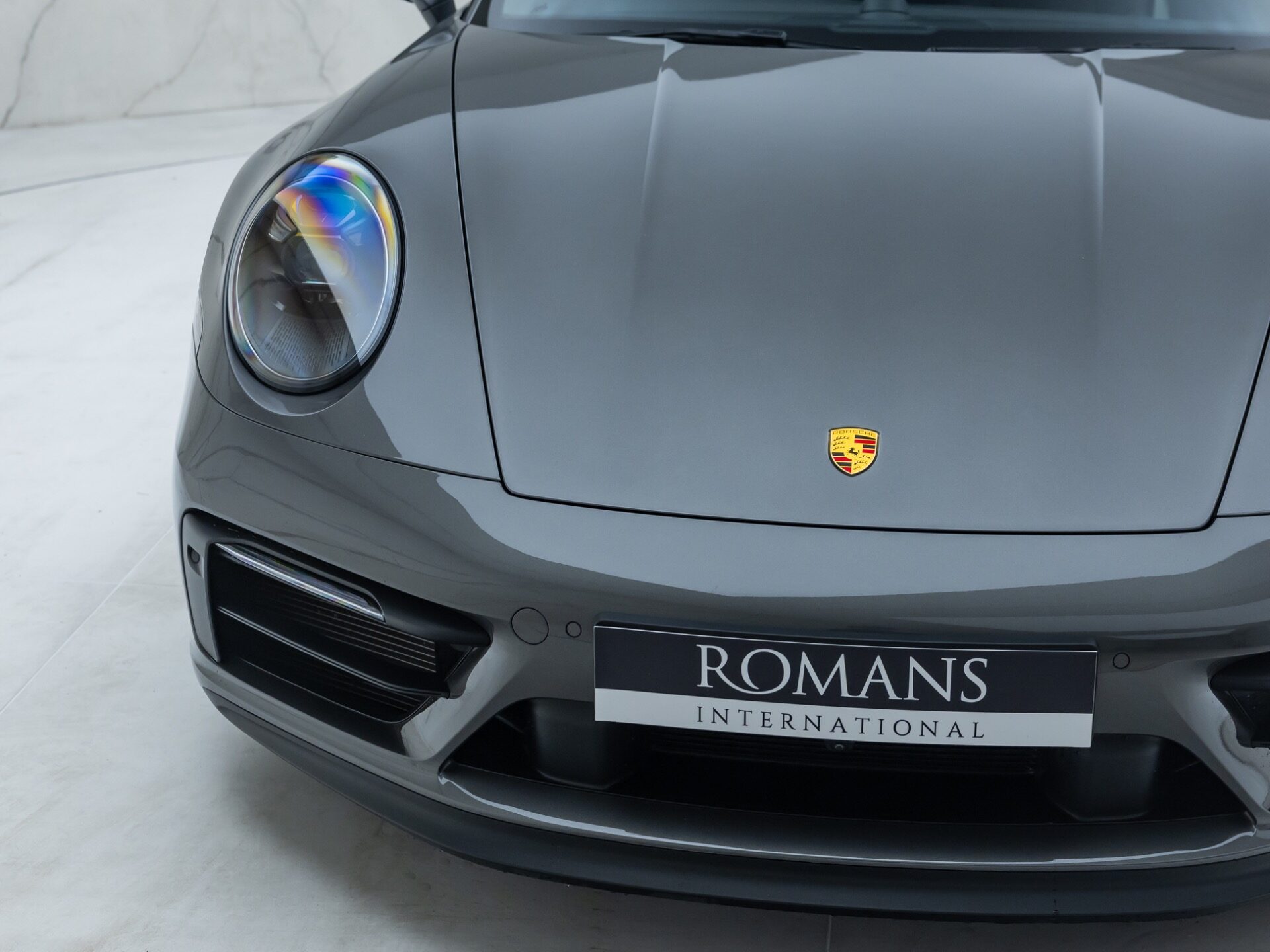 Used Porsche 911 Carrera GTS (992) for sale | Agate Grey Metallic