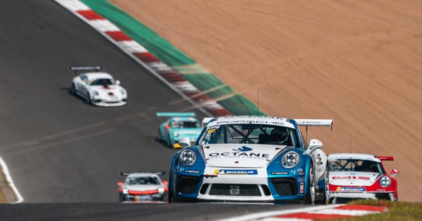 King Harry the 1st - Octane Finance on top at Brands Hatch, Blog ...