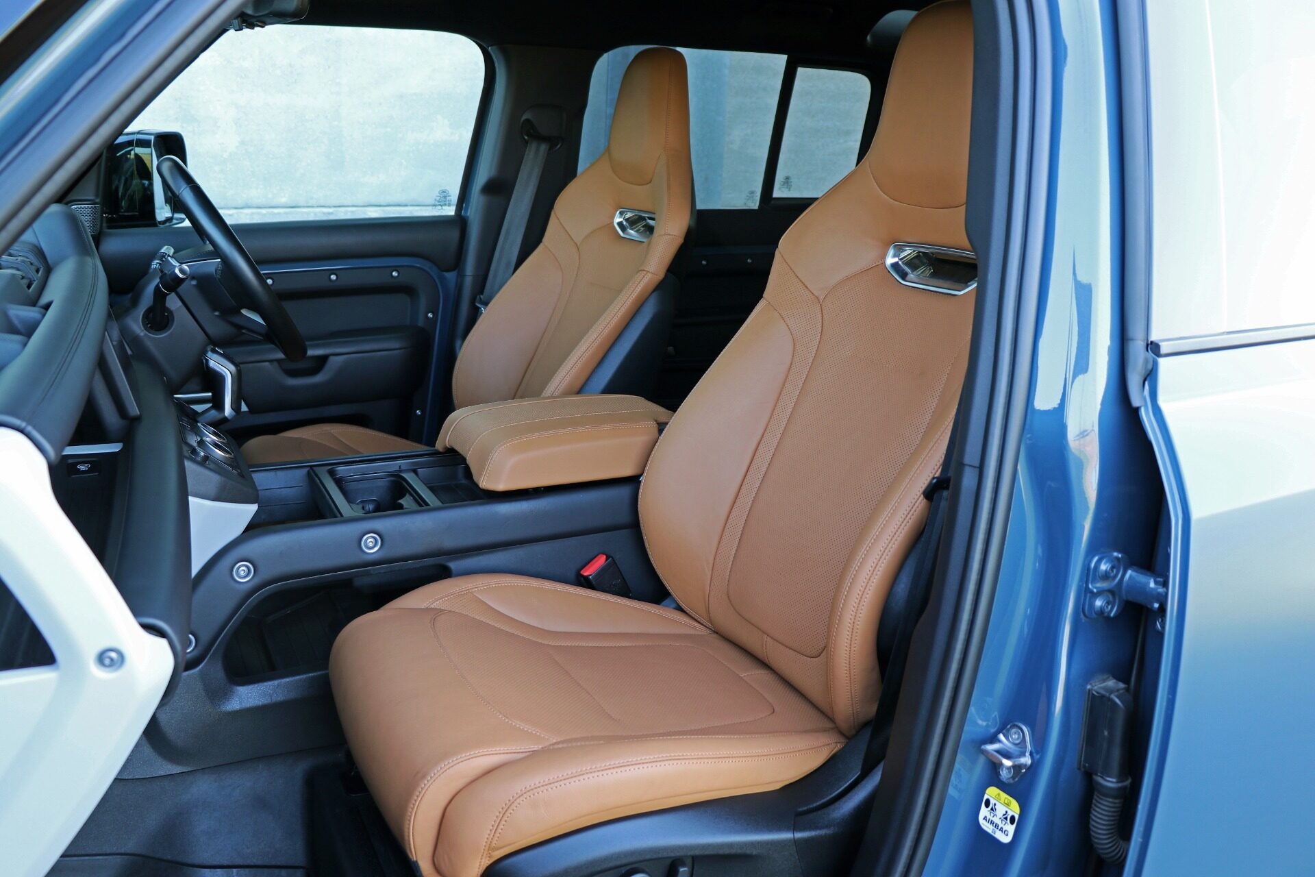 Defender 110 Commercial, Seat Conversions | Seeker UK