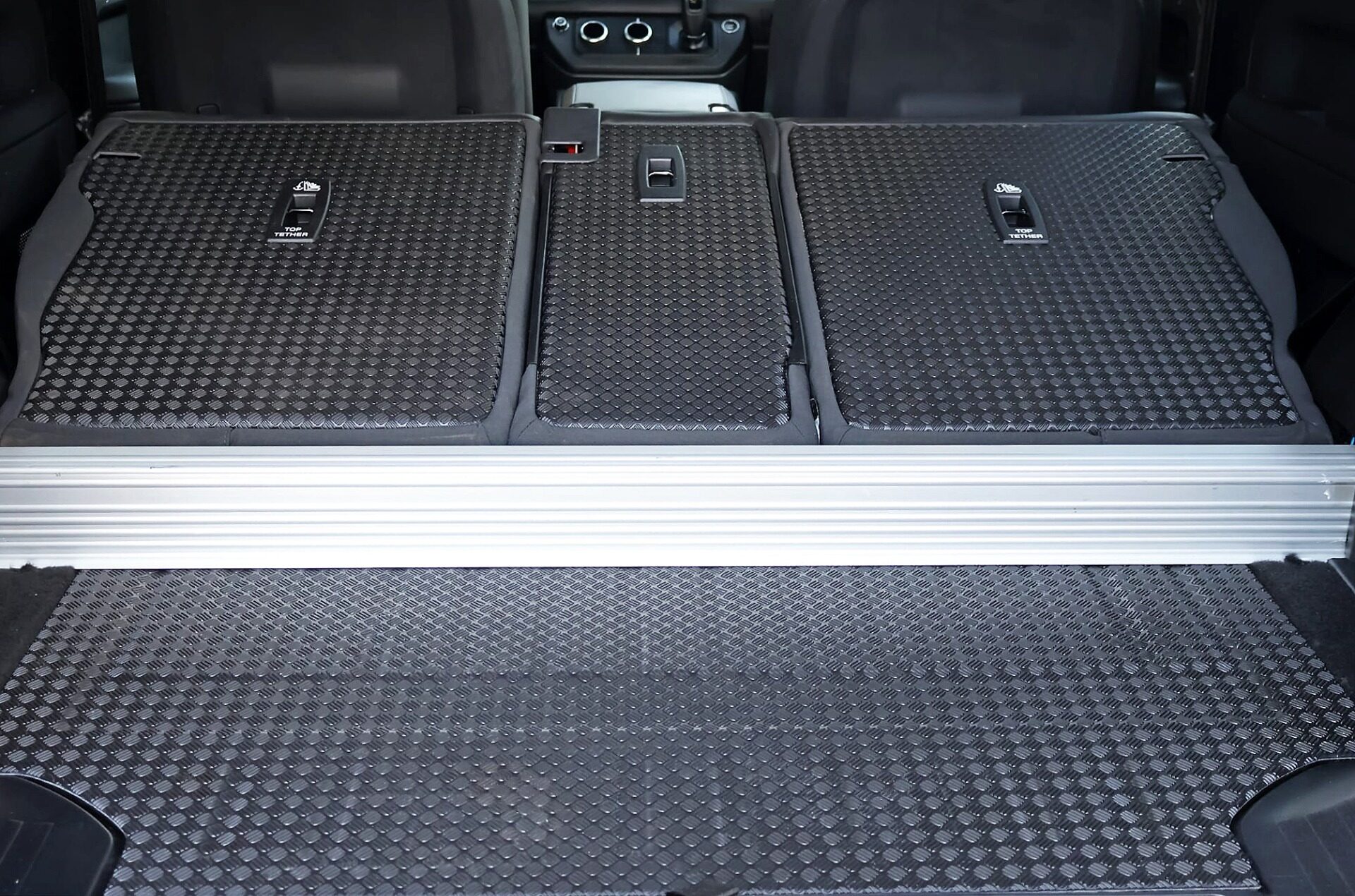 Defender 90 Commercial, Seat Conversions | Seeker UK