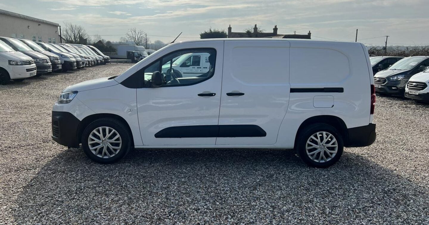 Used 2021 Citroen Berlingo Crew Cab LWB L3 XL 5 Seats 850kg Enterprise ...