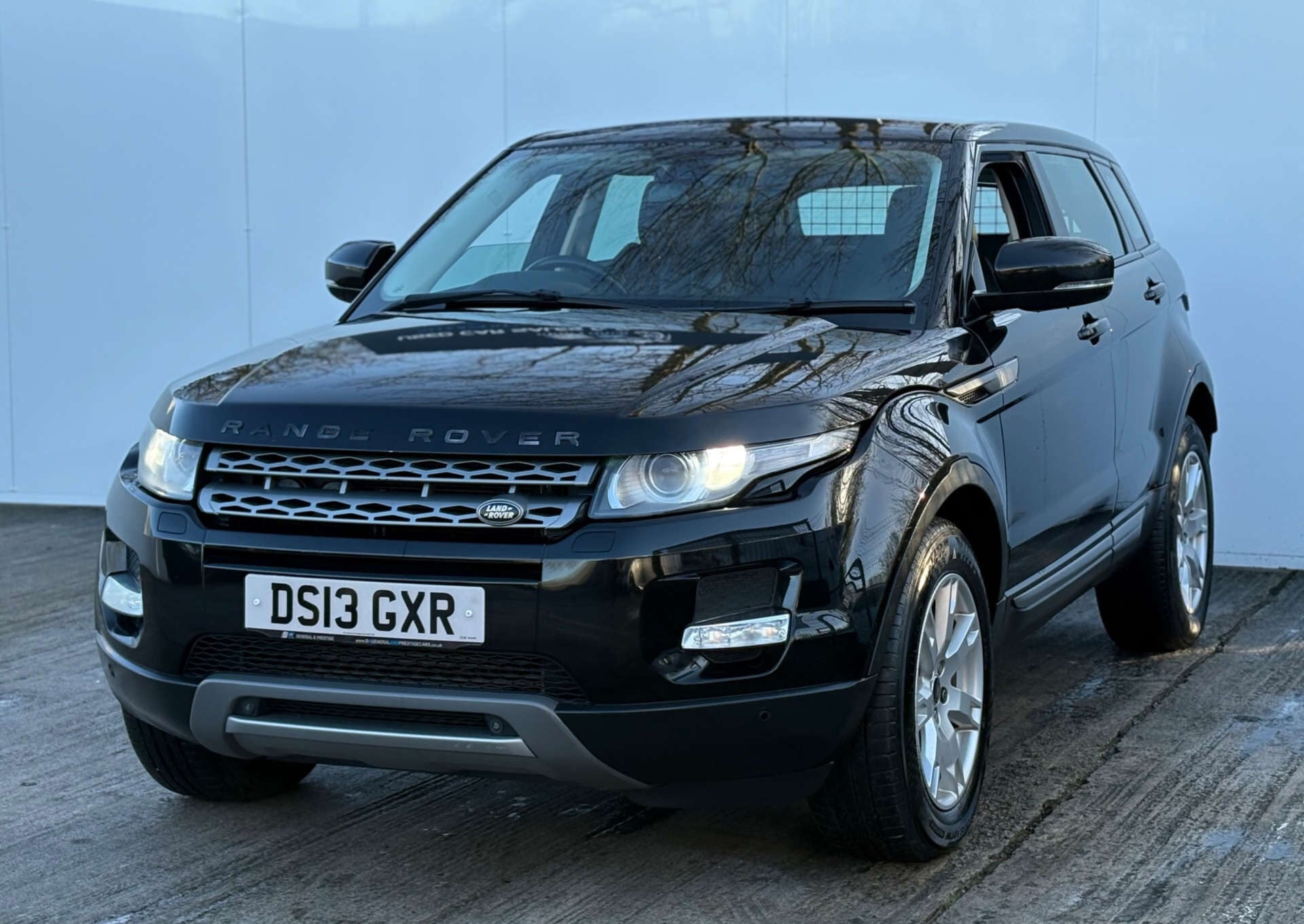 Used 2013 Land Rover Range Rover Evoque 2.2 Range Rover Evoque Pure Tech SD4 Auto 4WD 5dr for ...