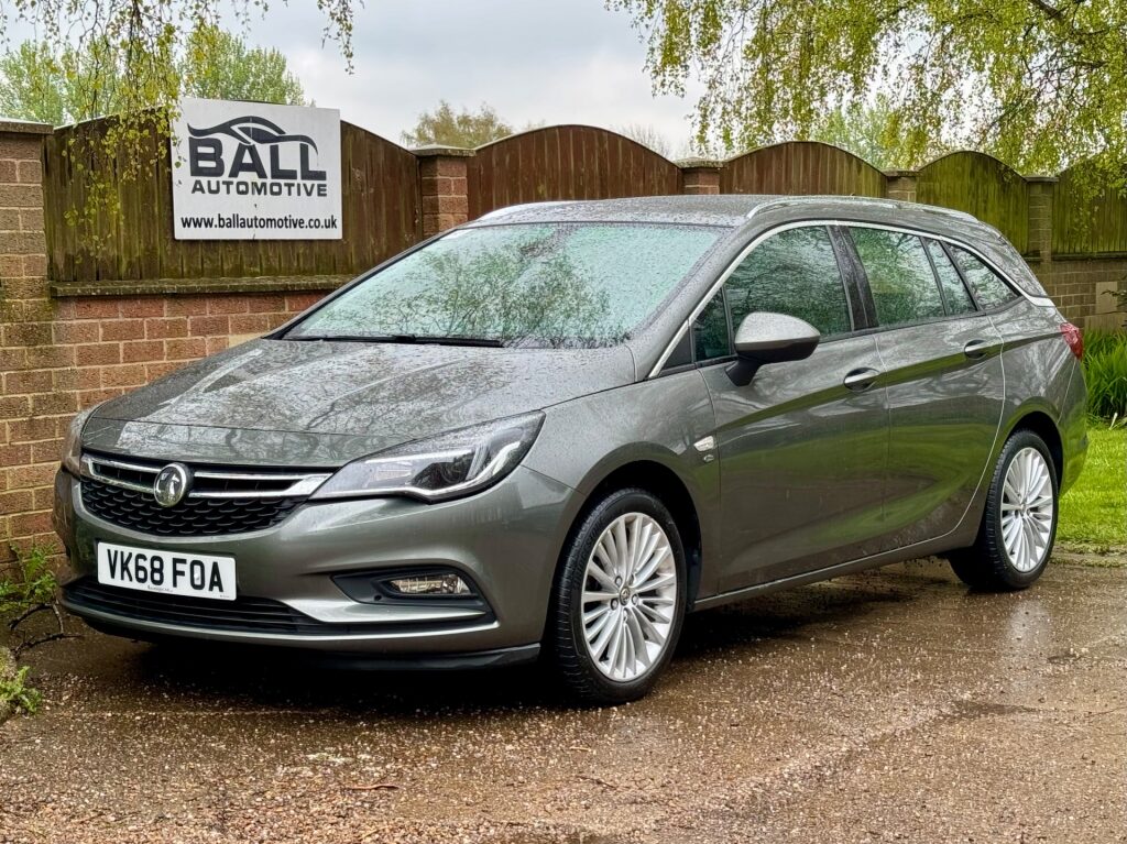 Used 2018 Vauxhall Astra ELITE NAV CDTI S/S for sale | Ball Automotive