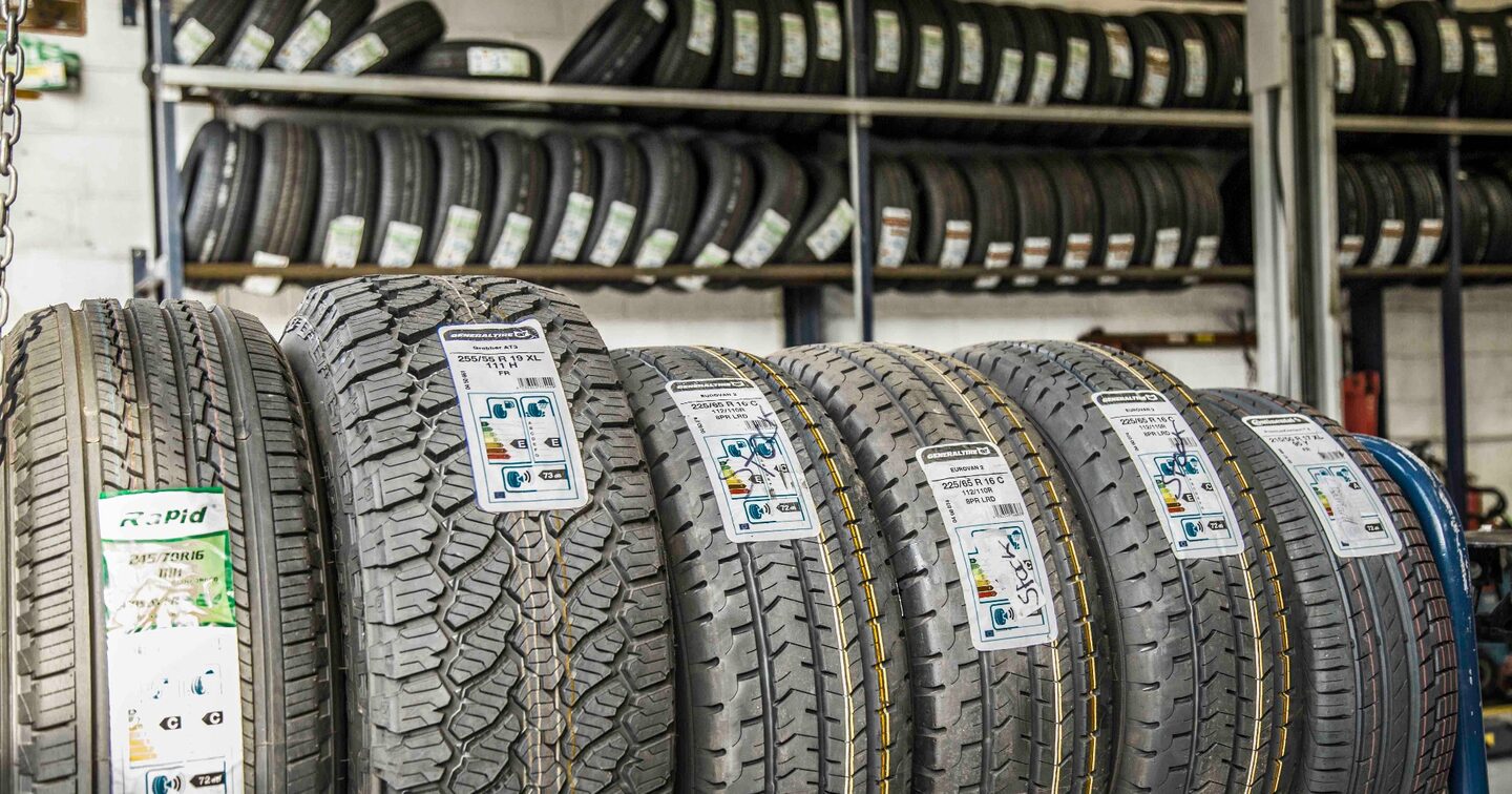 The Difference Between Wheel Alignment and Tracking? | Coles Blog