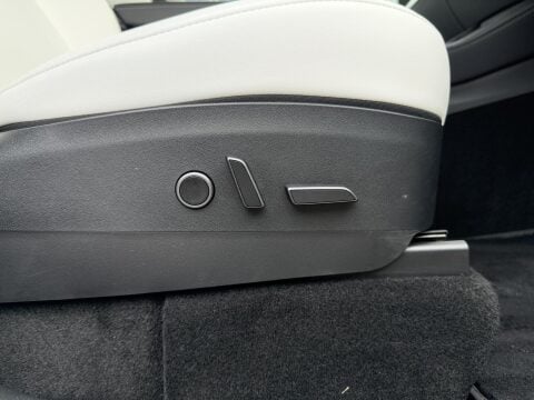 Used 2022 Tesla Model Y LONG RANGE AWD for sale | Browns of Richmond ltd