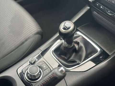 Used 2015 Mazda 3 2.0 Mazda3 SE-L 5dr for sale | JLB Automotive