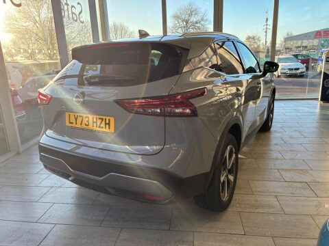 Used 2023 Nissan Qashqai 1.3 DIG-T MHEV N-Connecta XTRON Euro 6 (s/s ...