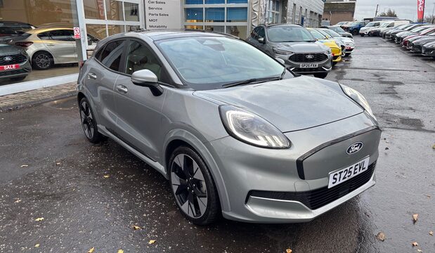 Used 2025 Ford Puma Gen-E Premium 46.8kWh for sale | Glenford