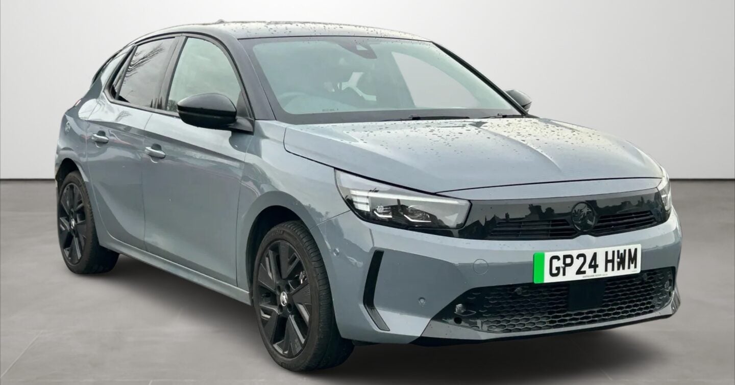 Used 2024 Vauxhall Corsa 100kW Ultimate 50kWh 5dr Auto for sale ...