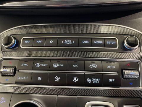 Used 2022 Hyundai SANTA FE 1.6 h T-GDi Premium SUV 5dr Petrol Hybrid ...