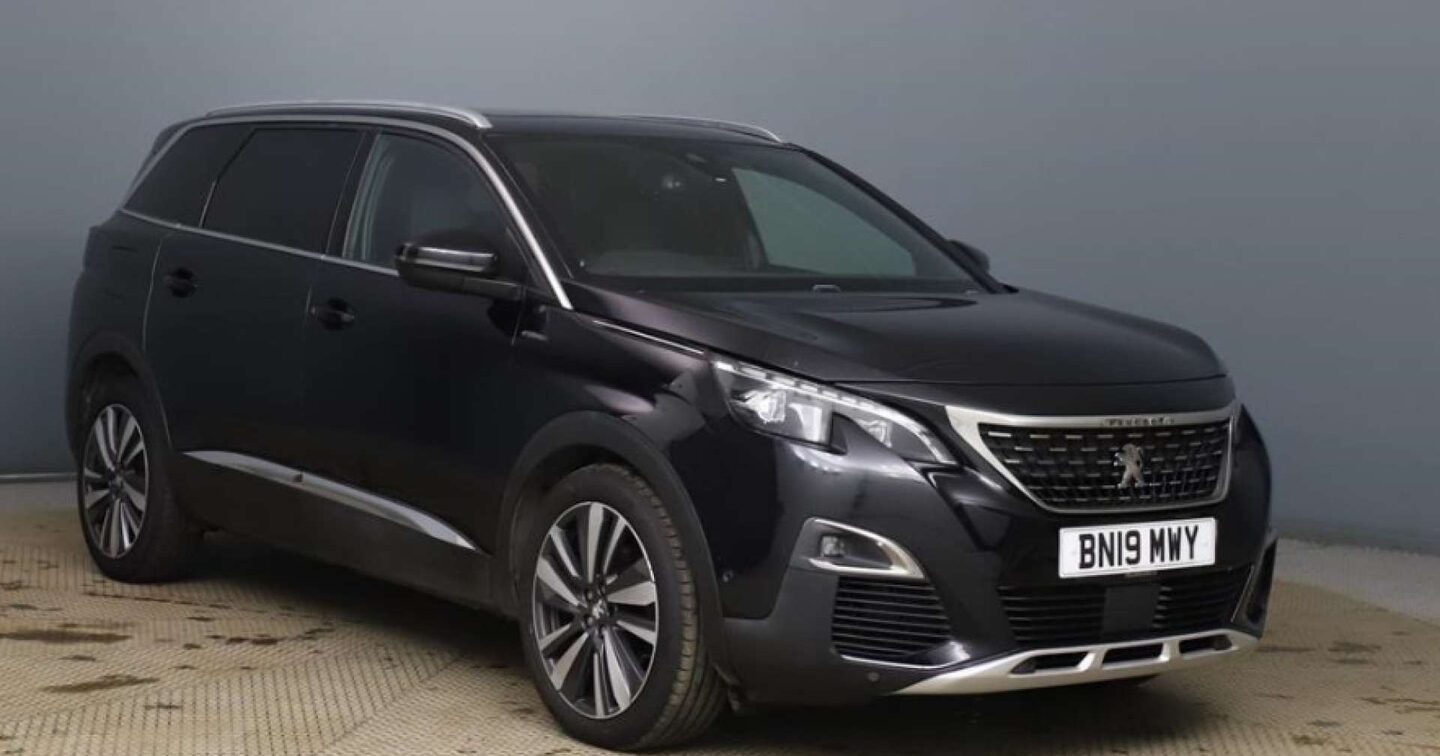 Used 2019 Peugeot 5008 1.5 5008 GT Line Premium Blue HDi S/S 5dr for ...
