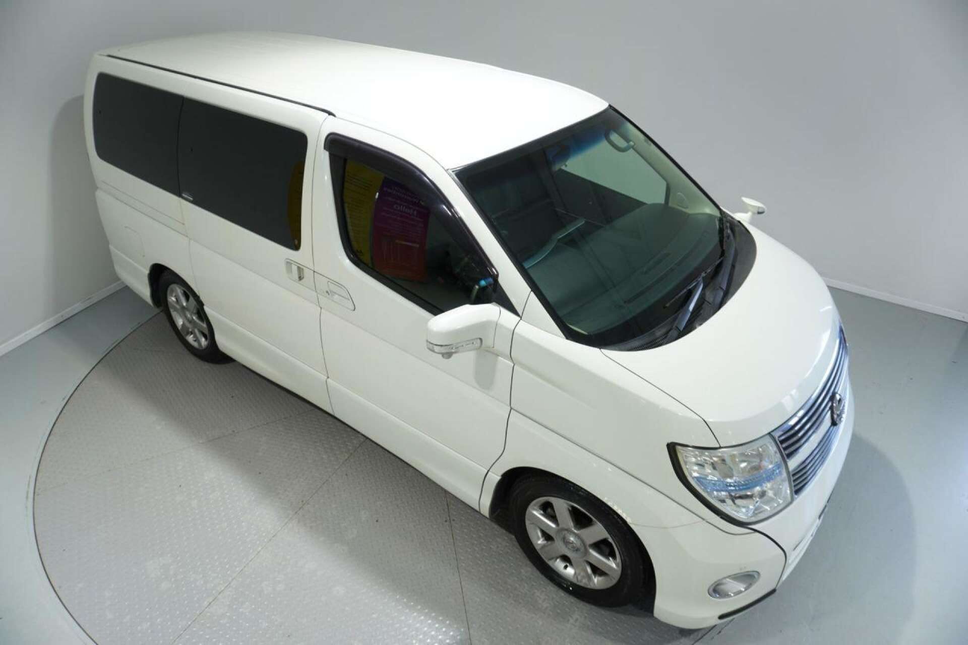Used 2025 Nissan Elgrand E51 AUTO for sale | GK Motors Ltd