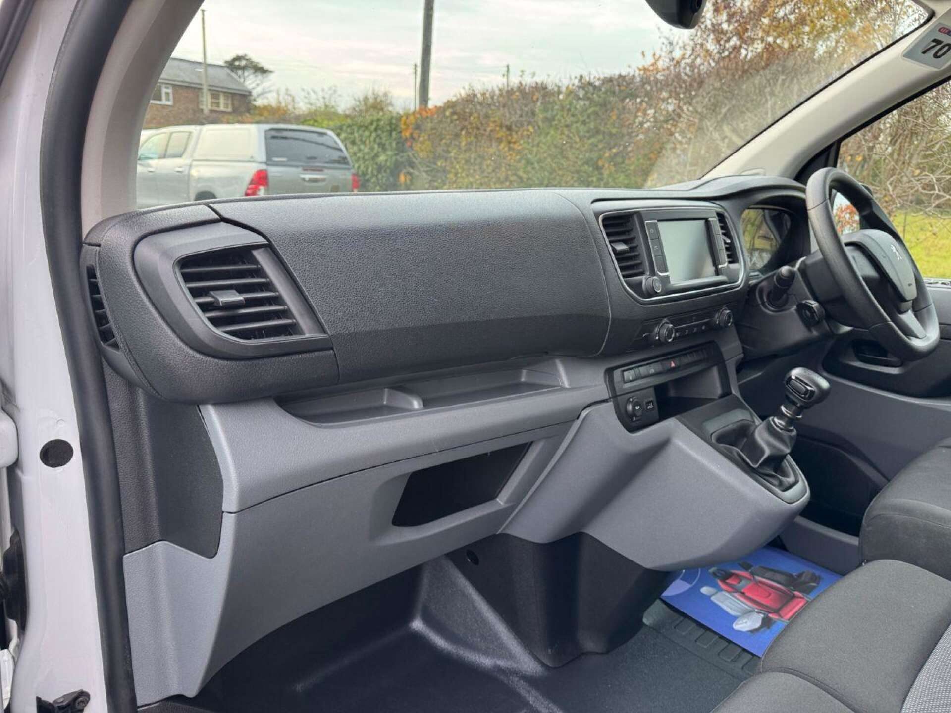 Used 2022 Peugeot Expert 2.0 BlueHDi 1400 Professional Premium Standard ...