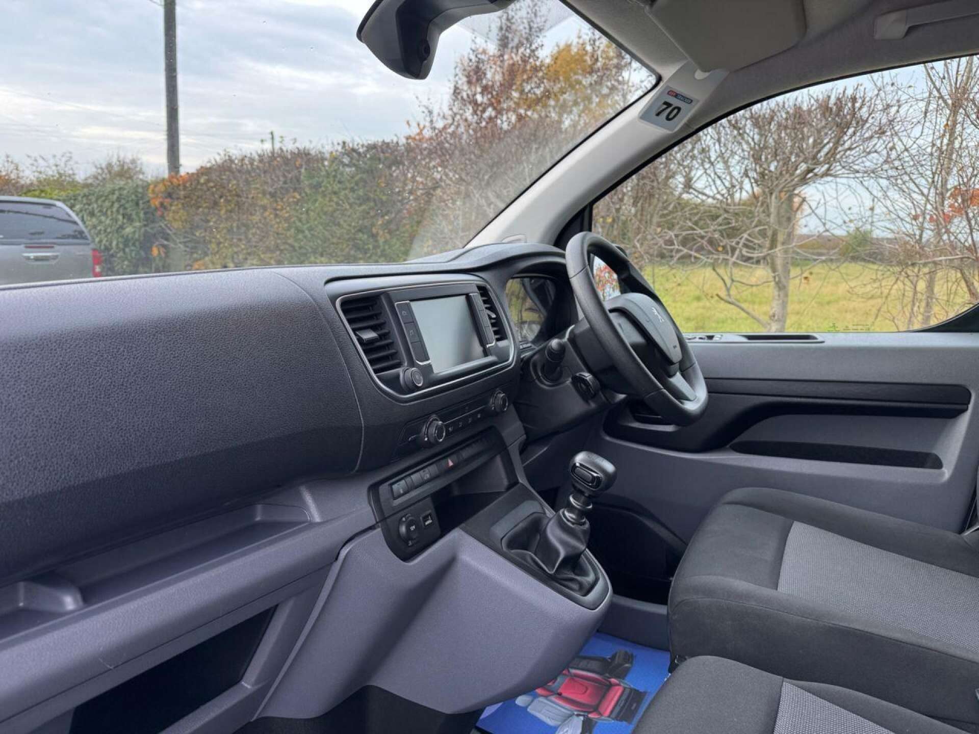 Used 2022 Peugeot Expert 2.0 BlueHDi 1400 Professional Premium Standard ...