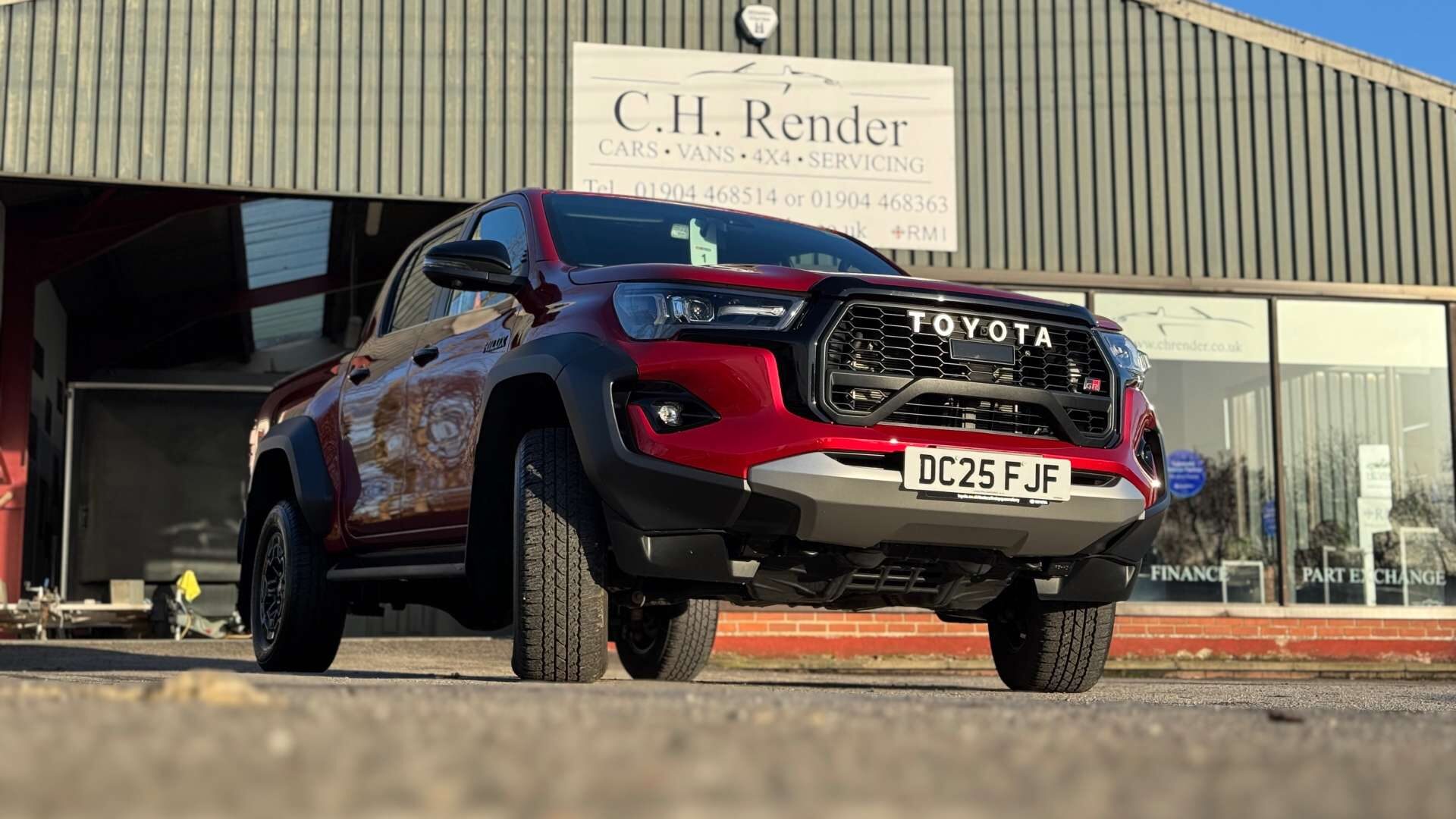 Used 2025 Toyota Hilux 2.8 HI-Lux GR Sport D-4D 4WD DCB 4WD 4dr for ...